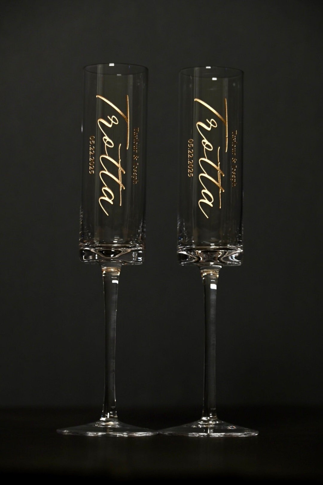 TOP SELLER Custom Modern Toasting Flutes With Gift Box, Personalized ...