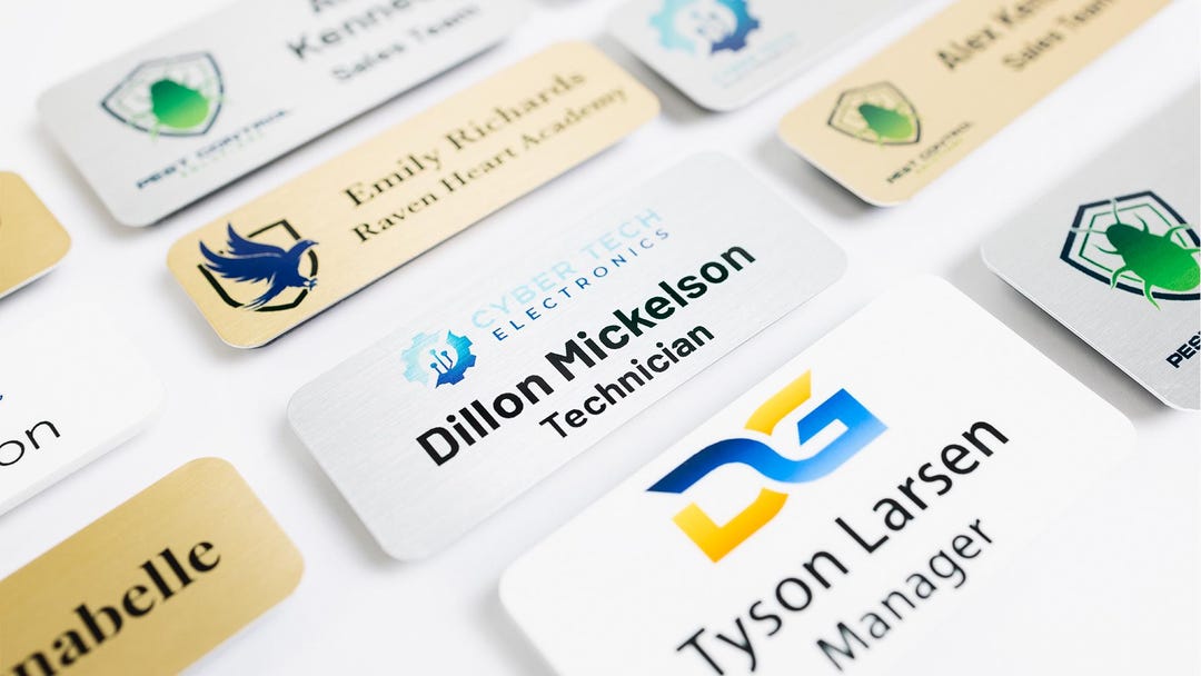 Personalized Name Badges With Magnet or Pin | Custom Logo Name Badges ...