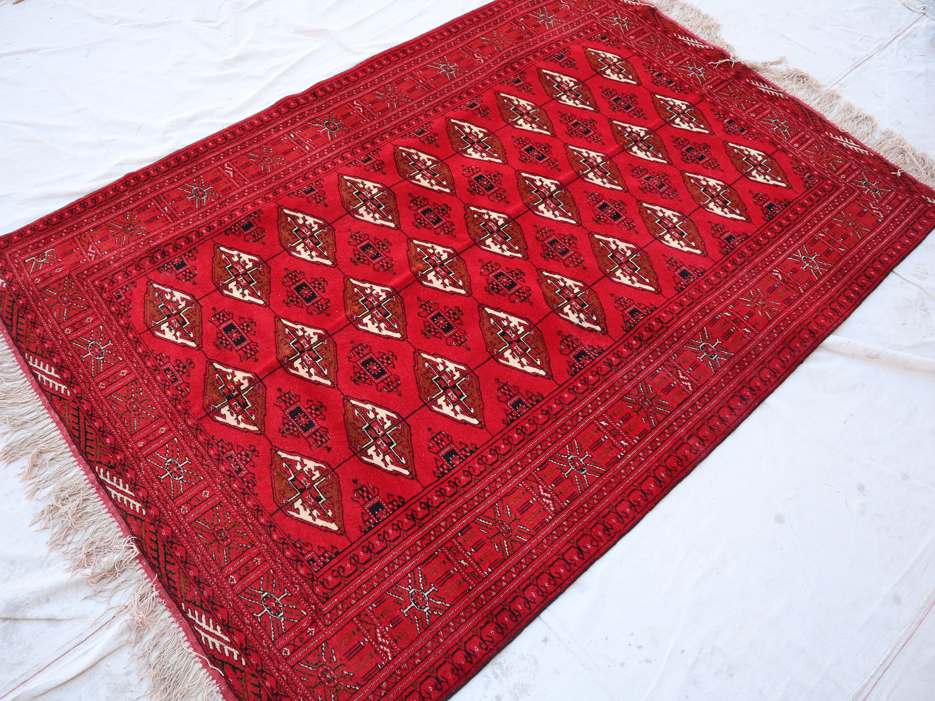 Turkmen Tekke Rug 4x6 Ft, Afghan Handmade Wool Silk Rug, Red Vintage ...