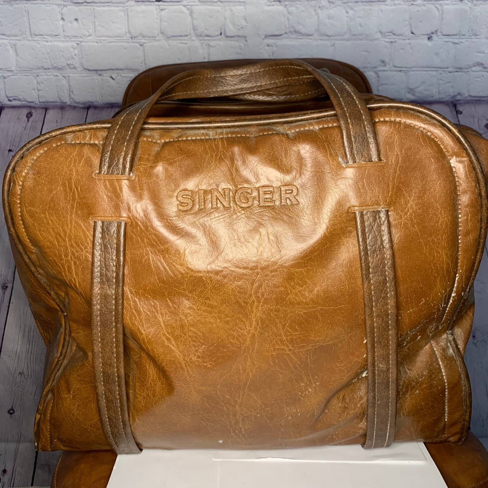 Vintage Singer Model 9010 Sewing Machine W/ Cords, Pedal, Manual ...