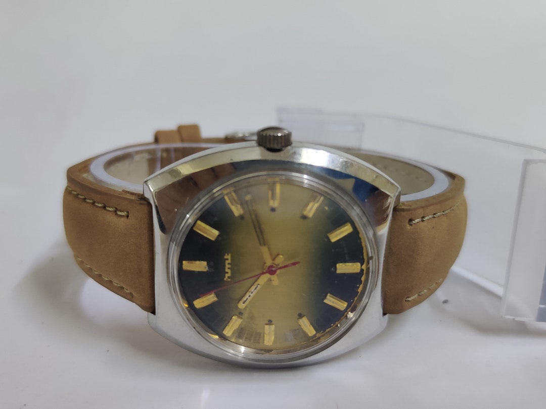 Vintage HMT Pilot Mechanical Hand Winding Movement Dial Wrist Watch ...