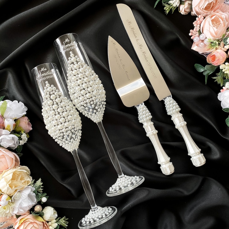 Personalized Wedding Champagne Flutes, Cake Knife Set, Rhinestone Decor ...