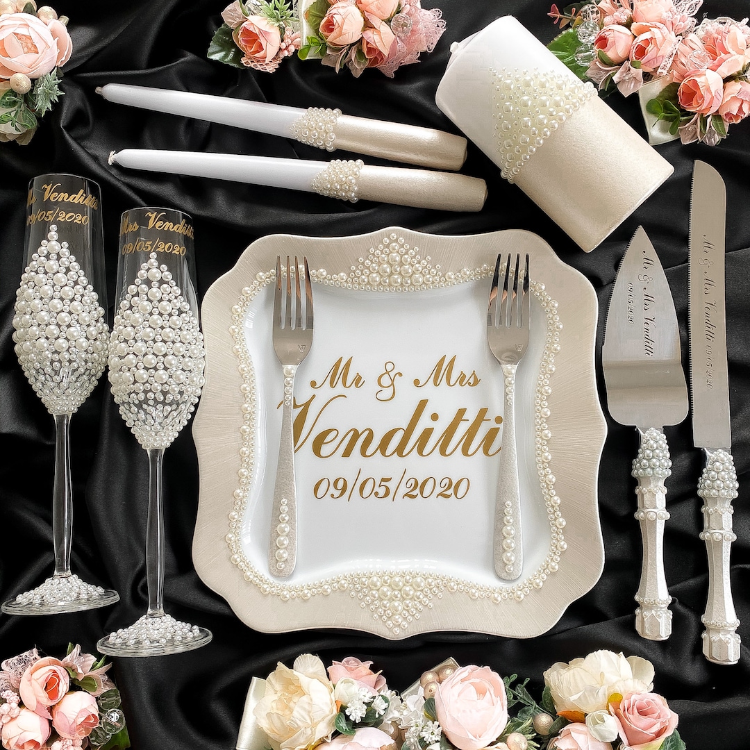Personalized Wedding Champagne Flutes, Cake Knife Set, Rhinestone Decor ...