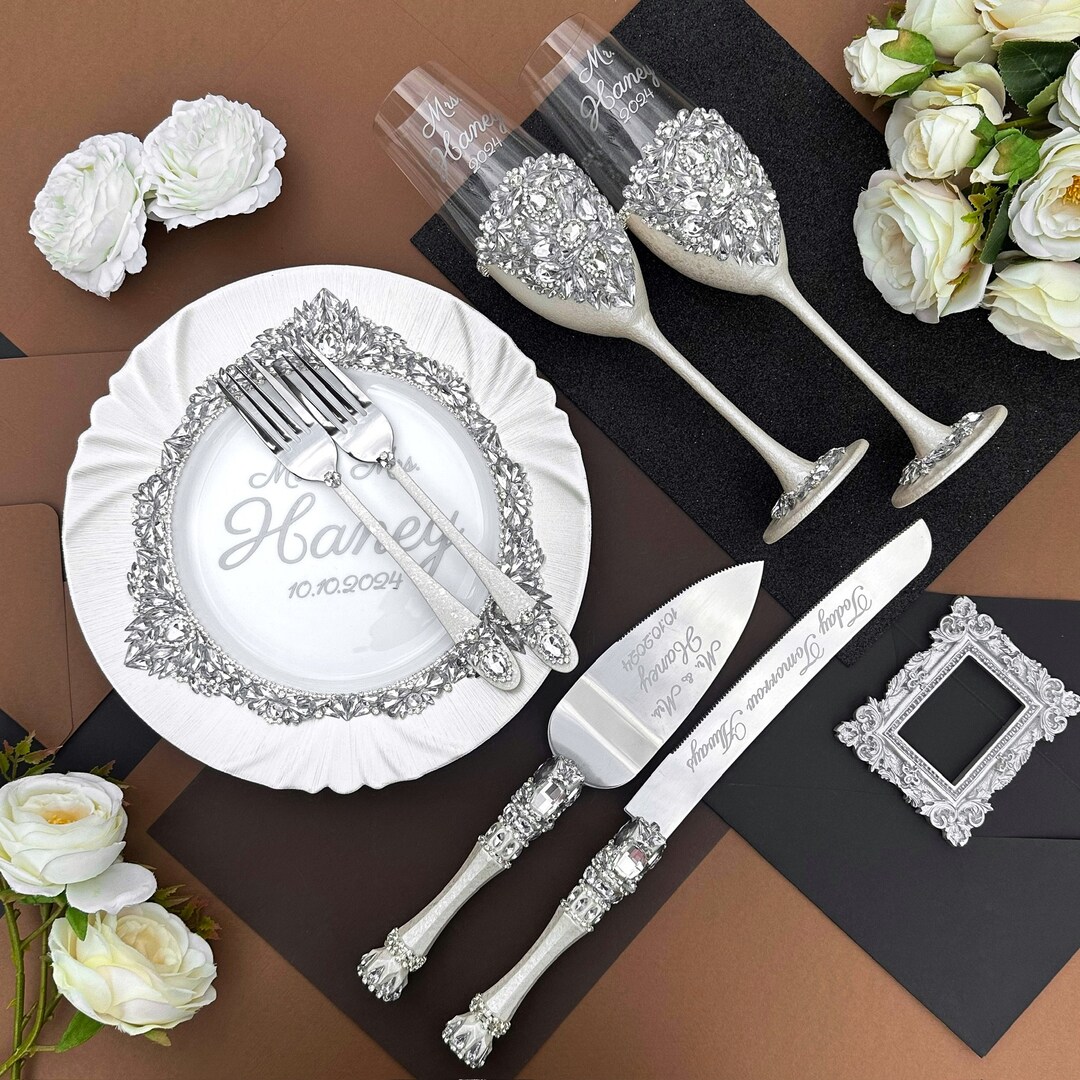 Custom Engraved Wedding Cake Knife Set: Champagne Flutes, Plate & Forks ...