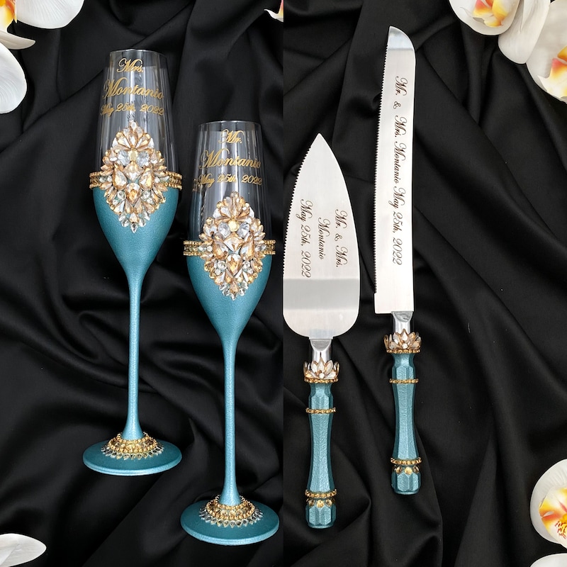 Turquoise Cake - Etsy