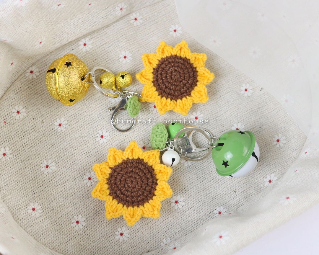 Ready-to-ship: Crochet Sunflower Keychain, Crochet Keychain, Handmade ...