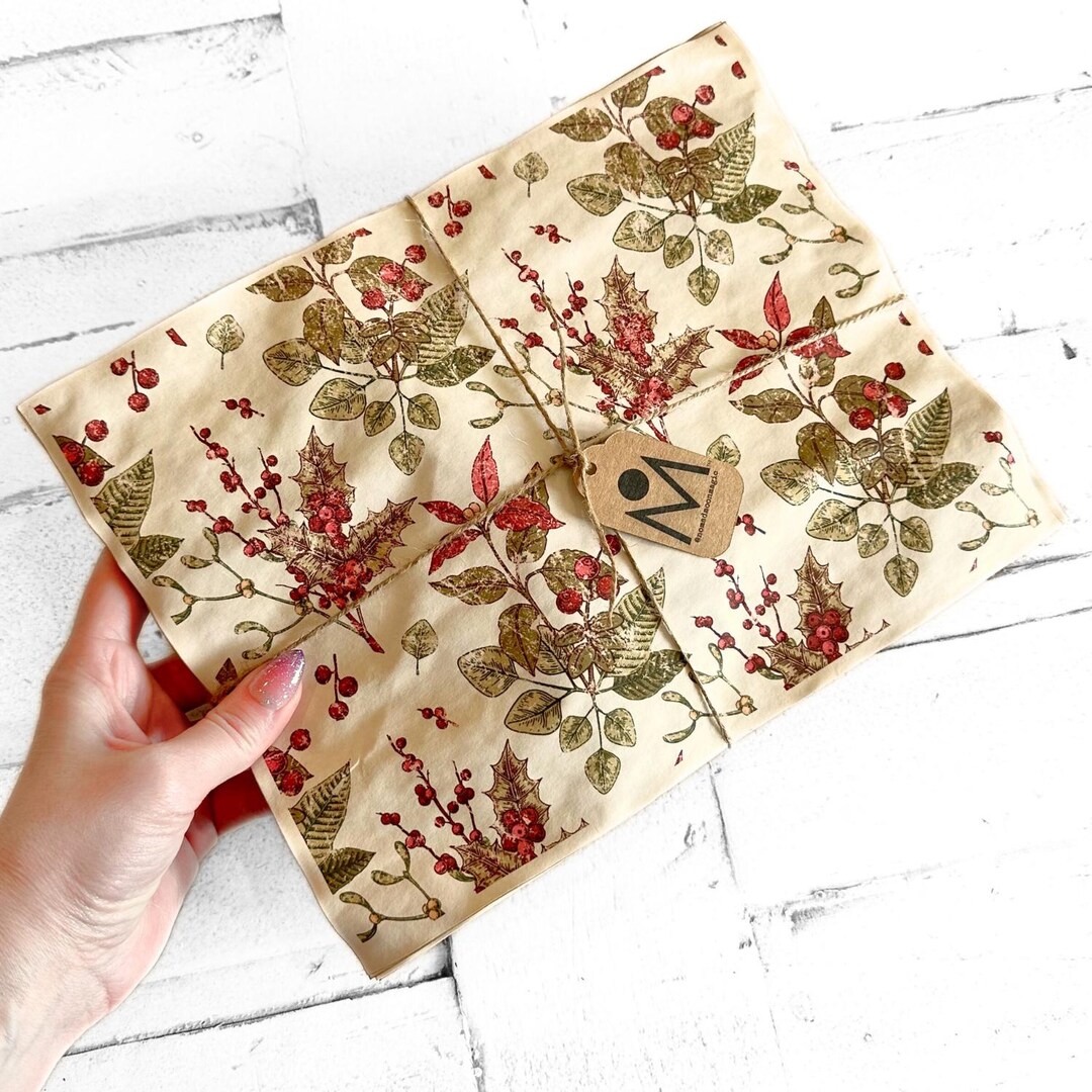Pack of 20 Horizontal Holiday Holly Floral Pattern Coffee-dyed Papers ...