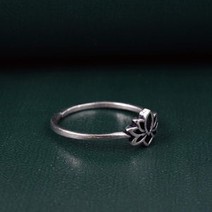 Lotus Flower Sterling Silver Toe Ring or Midi Ring - Etsy