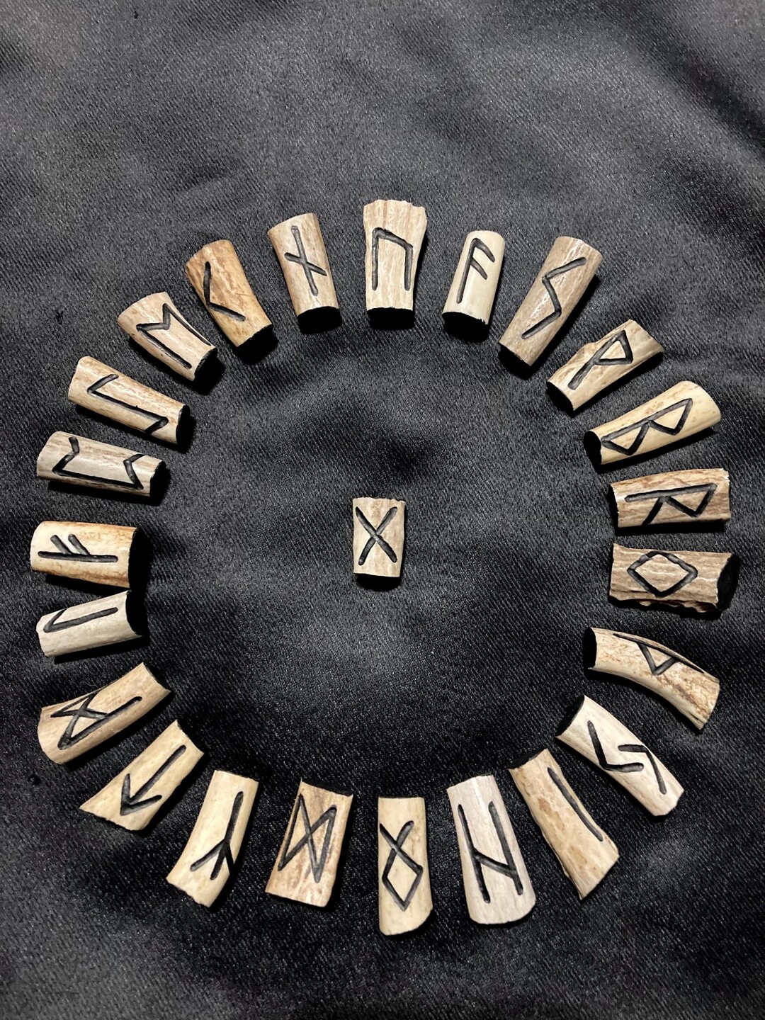Elder Futhark Rune Deer Antler Set 24 - Etsy