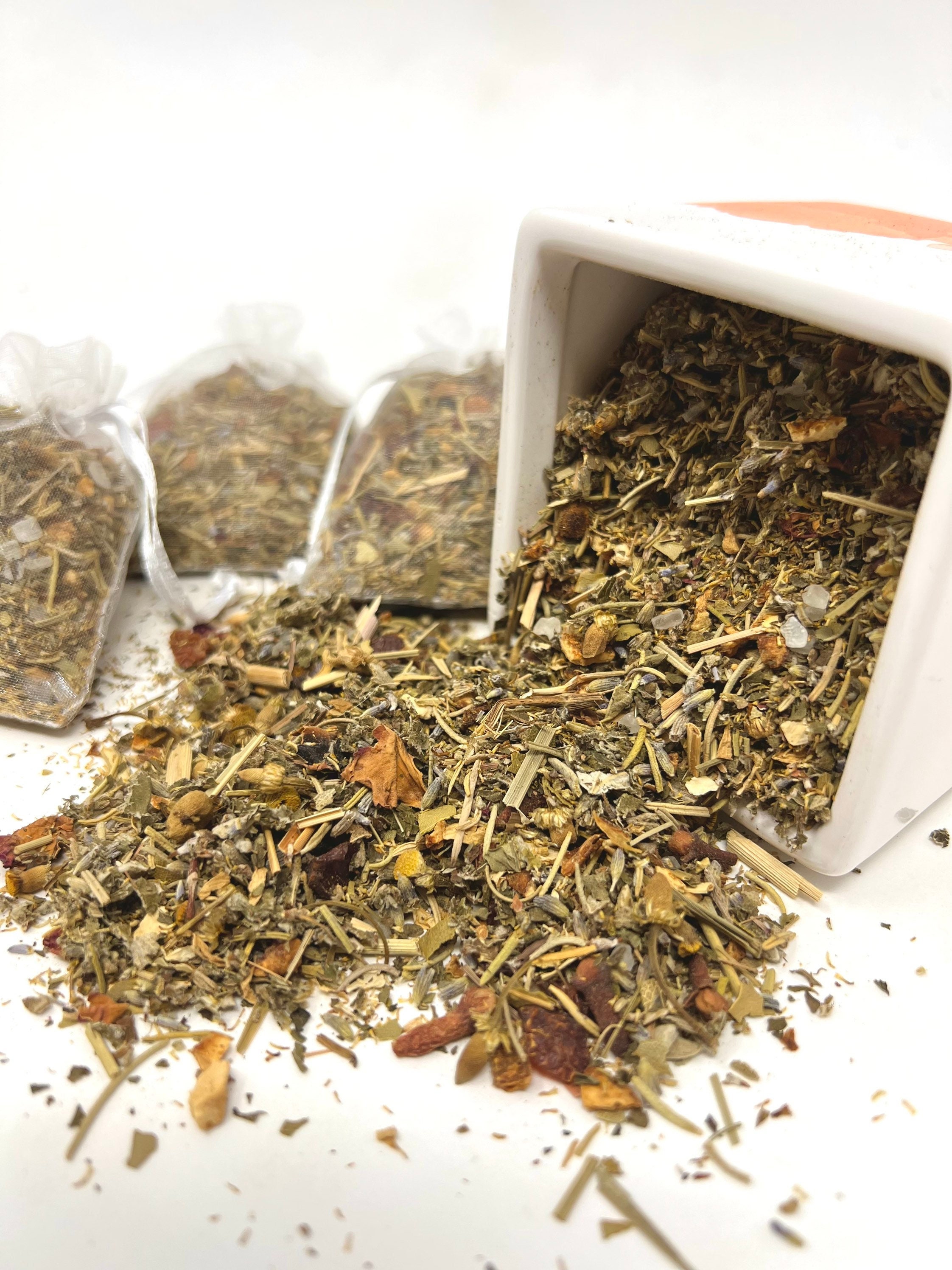 Organic Herbal Bath Tea Soak: Aromatherapy Botanical Blend for a ...