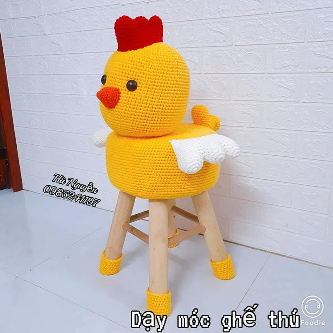 Adorable Chicken Chair Cushion Crochet Pattern – Amigurumi Seat Cover ...