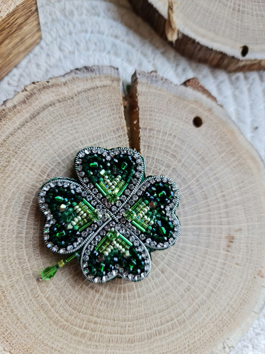 Crystal Shamrock Brooch: Pistasio Peridot Green St. Patrick's Day Pin ...