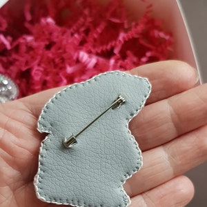 Cute Rabbit Pin, Kawaii Bunny Brooch, Gifts for Kids, Hand Embroidery ...
