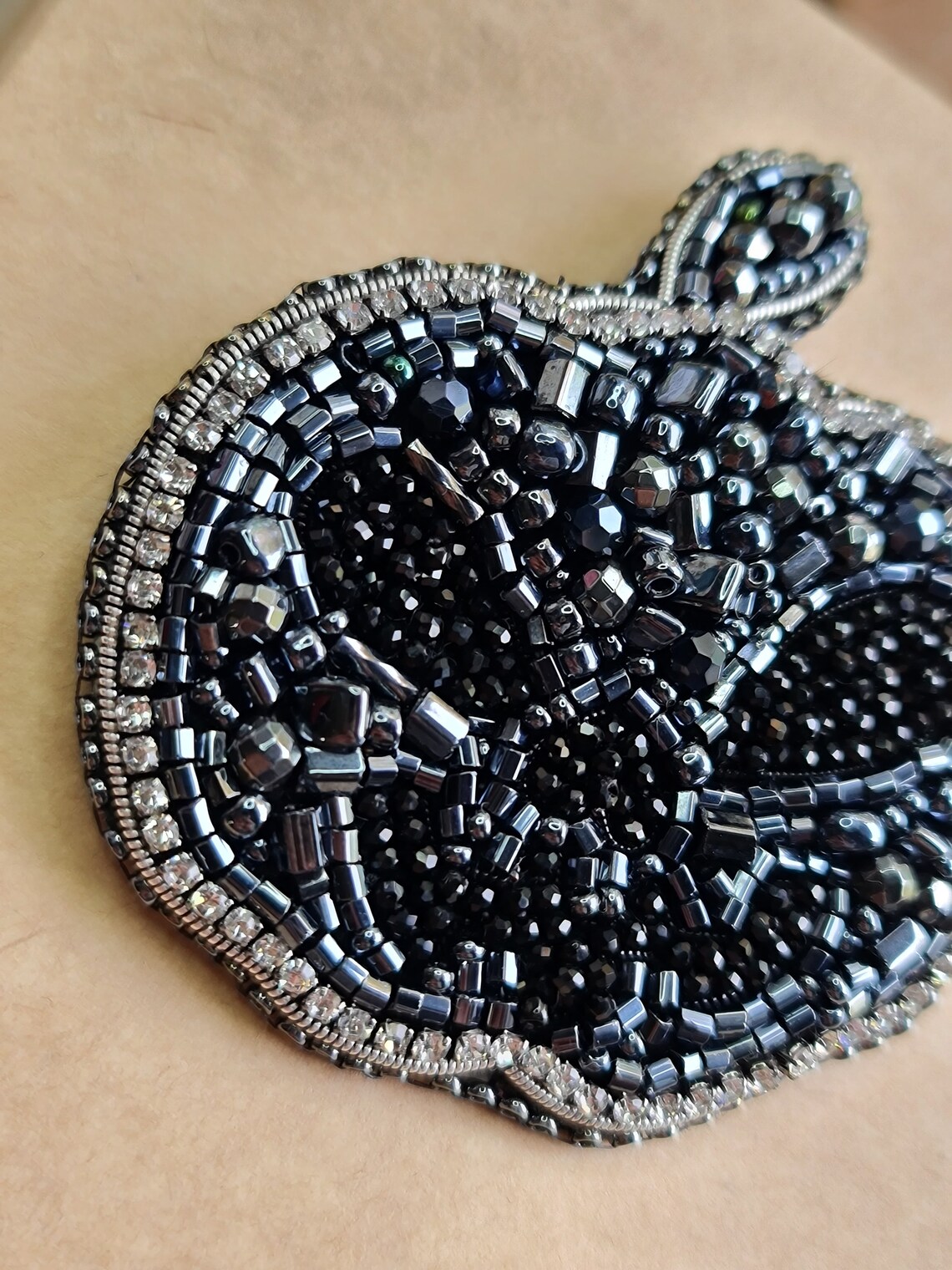 Halloween Brooch, Pumpkin Bead Brooch - Etsy