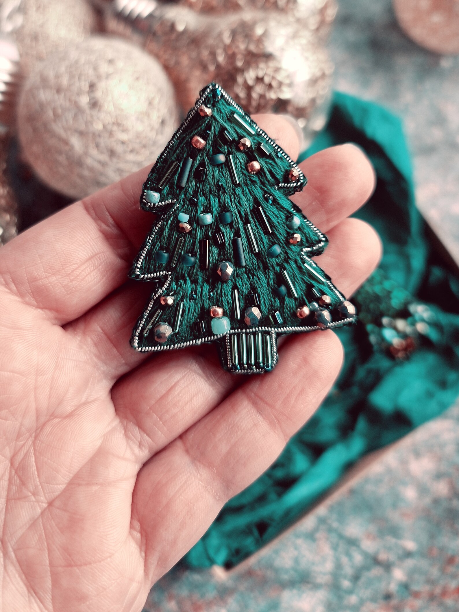 Christmas Tree Brooch, Christmas Ornament Pin - Etsy