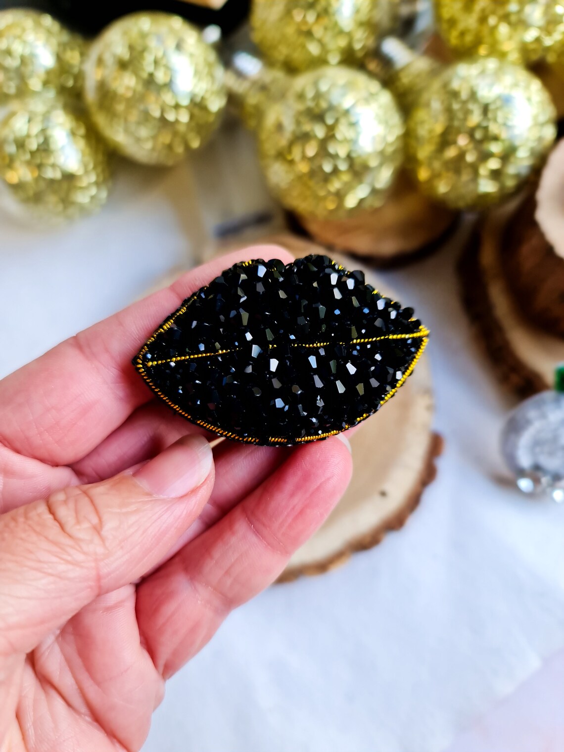 Black Lips Brooch, Lip Jewelry Gift for Mother - Etsy