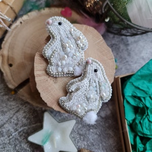 Rabbit Beaded Brooch, Nature Jewelry, Holiday Gift - Etsy