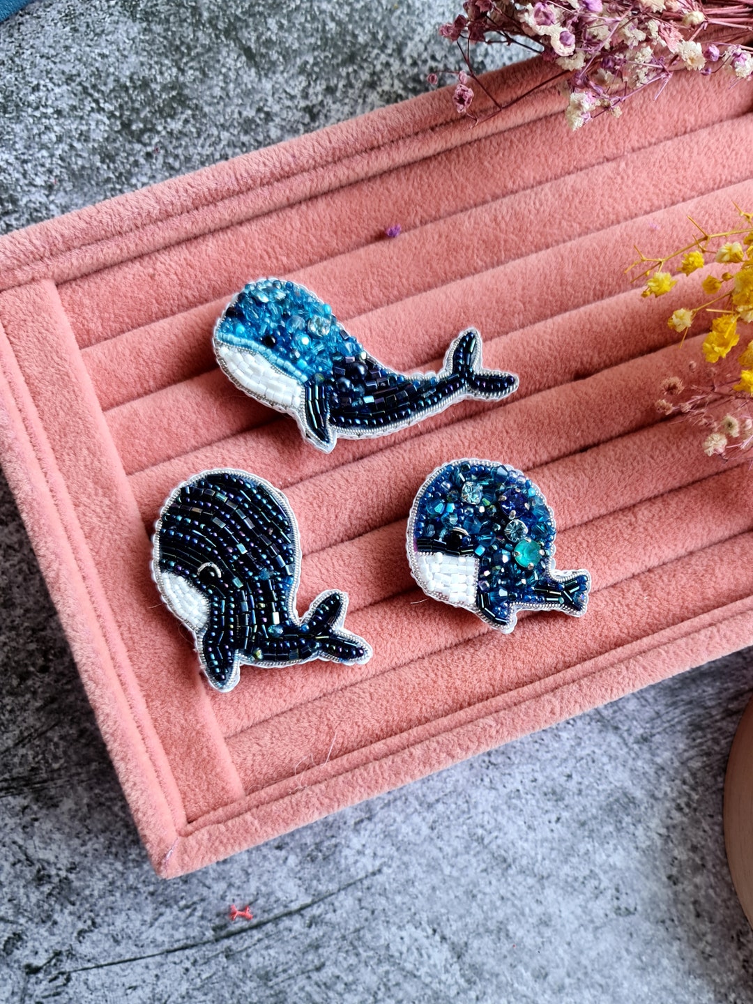 Whales Beaded Brooch, Best Friend Embroidery - Etsy