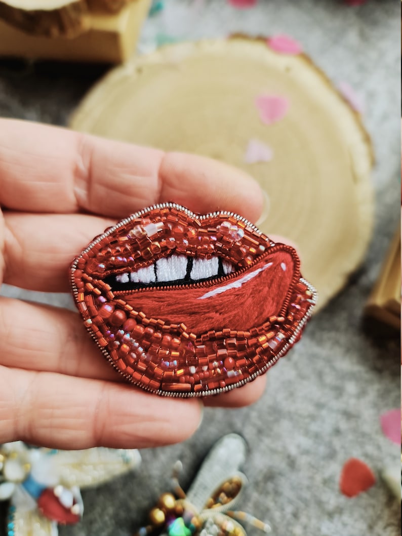 Red Lips Brooch Crystal Lip Pin Embroidery Jewelry - Etsy