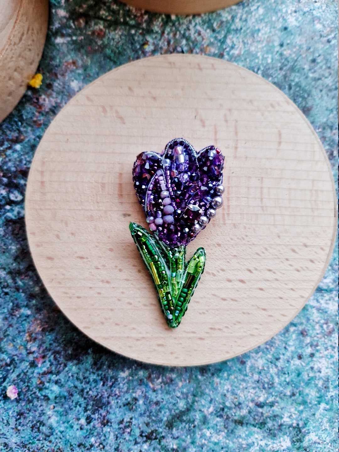 Crocus Flower Beaded Brooch, Flower Jewelery, Plant Pin - Etsy