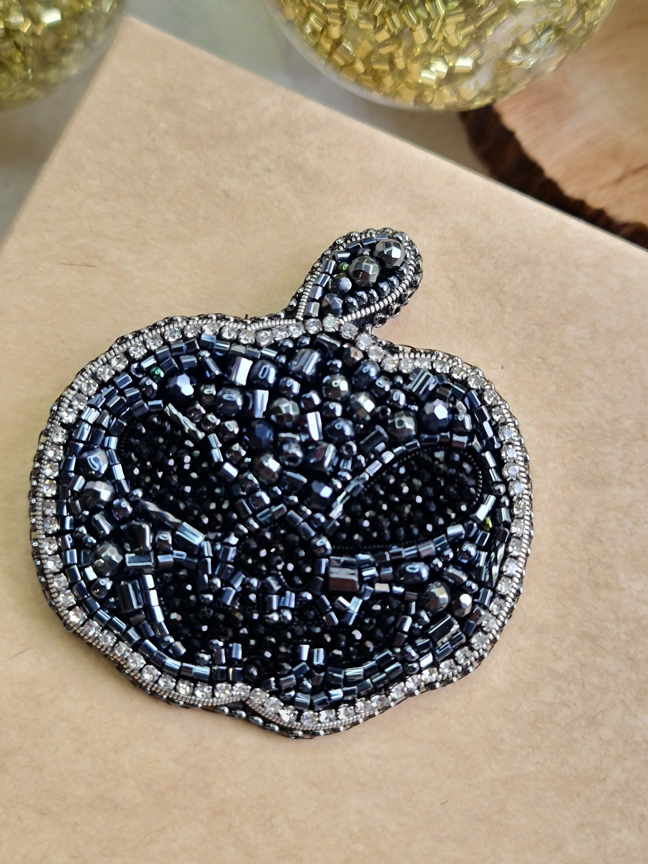 Halloween Brooch, Pumpkin Bead Brooch - Etsy