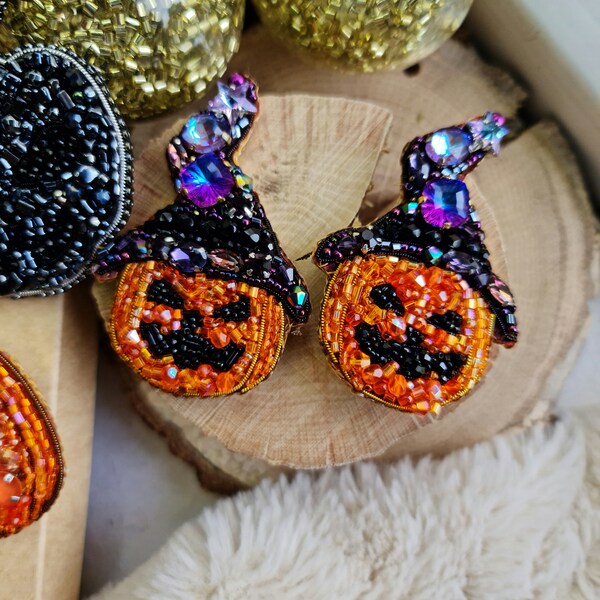 Halloween Brooch - Etsy