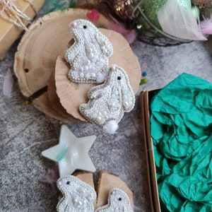 Rabbit Beaded Brooch, Nature Jewelry, Holiday Gift - Etsy
