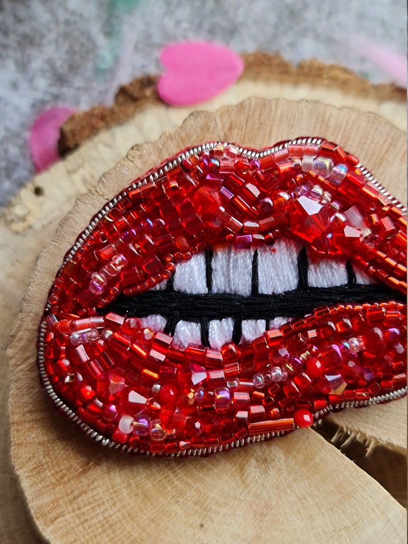 Red Lips Brooch Crystal Lip Pin Embroidery Jewelry - Etsy