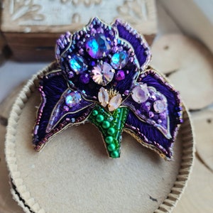 Purple Iris Brooch, Unique Gifts for Her - Etsy