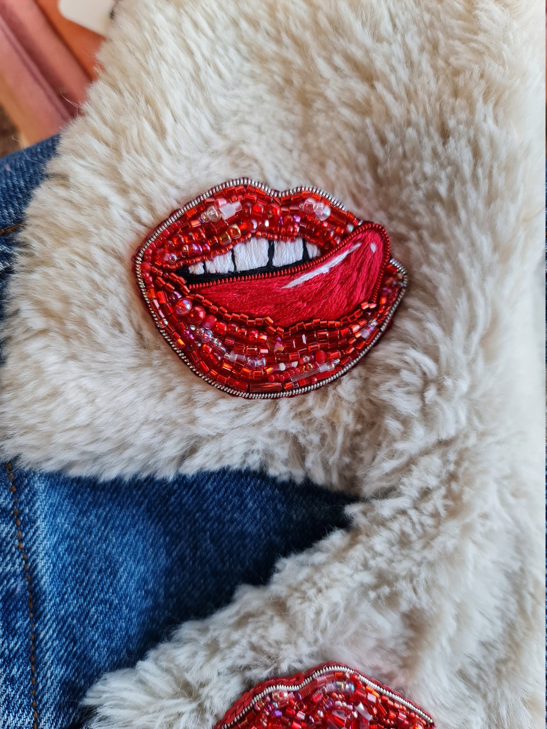 Sparkly Crystal Red Lips Brooch: Handmade Lip Jewelry - Etsy
