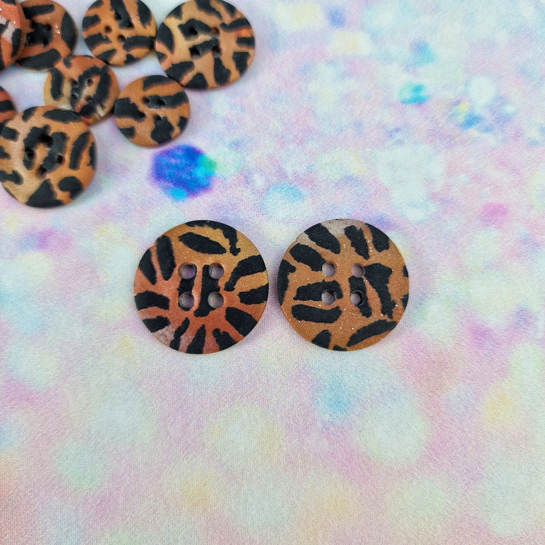 Pack of 2 Large Leopard Print Buttons, Animal Print Buttons, Brown ...