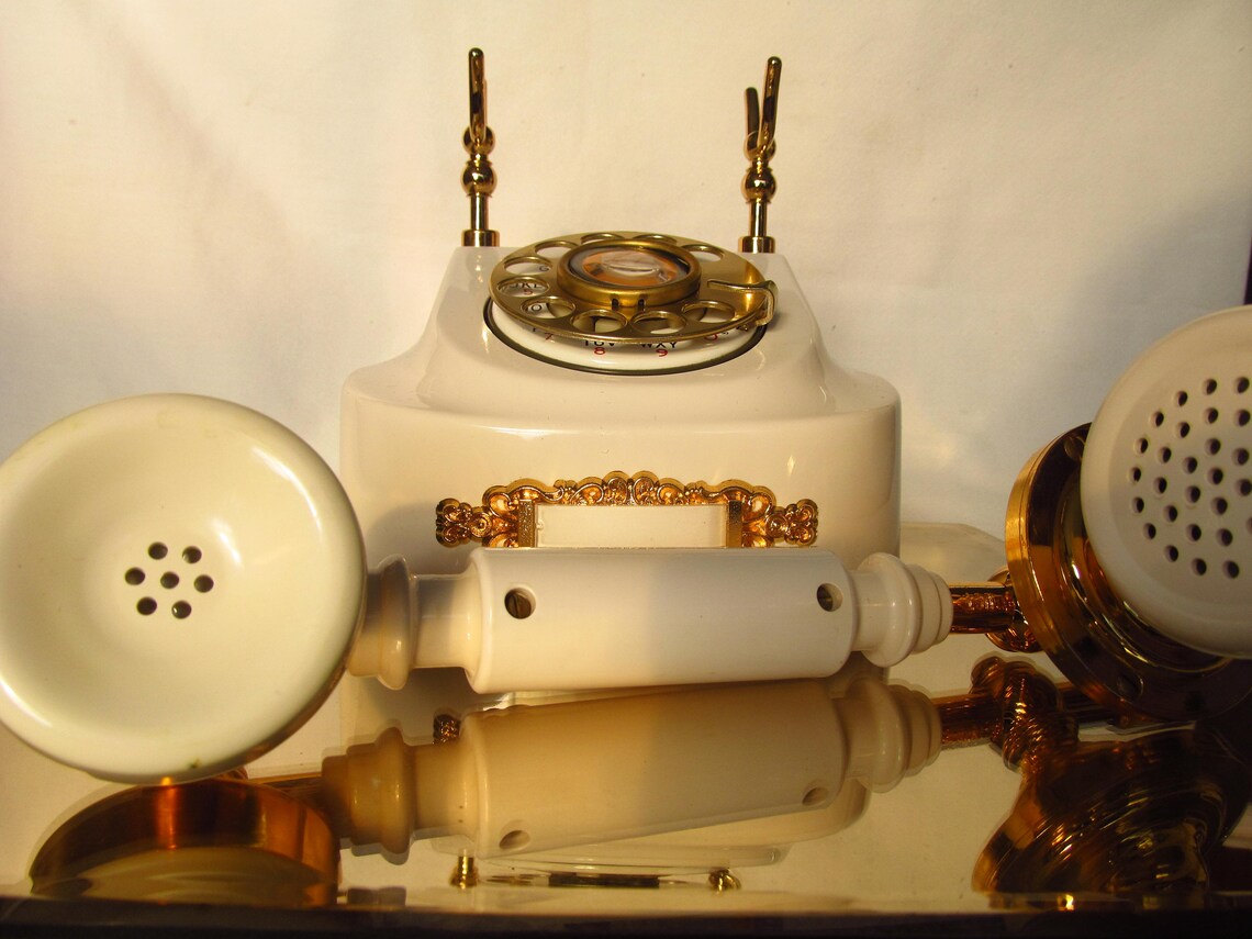 Coquette Telephone - Etsy
