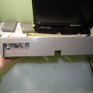 Nintendo NES Nes-001 Side Loader - Empty Bottom Case Only-just OK ...