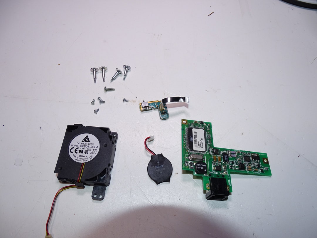 PS2 Slim SCPH-70012 Only Inside Screws, Fan, Battery, Board With Power ...