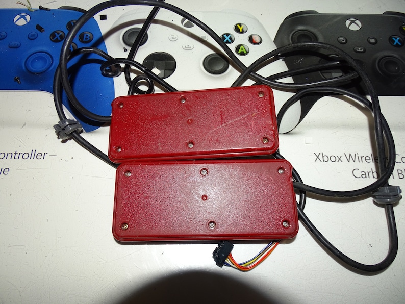 Nintendo Japan Famicom Red Worn/broken As-is Controller Set | Etsy