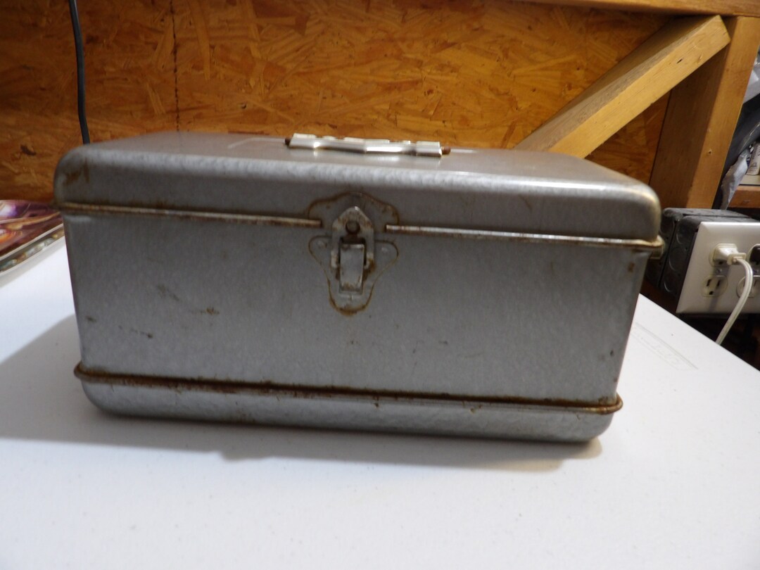 Vintage Metal Tool Box - Metal Box - Storage Box - Tool Box - Etsy
