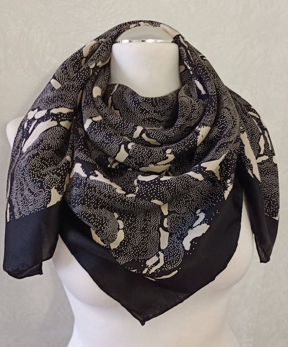 Vintage black beidge silk - Gem