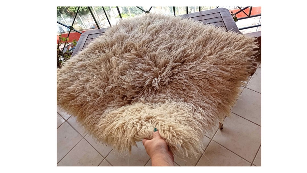 Woven Greek 70's Beige Small Piece Flokati Wool Organic Rug Woollen ...