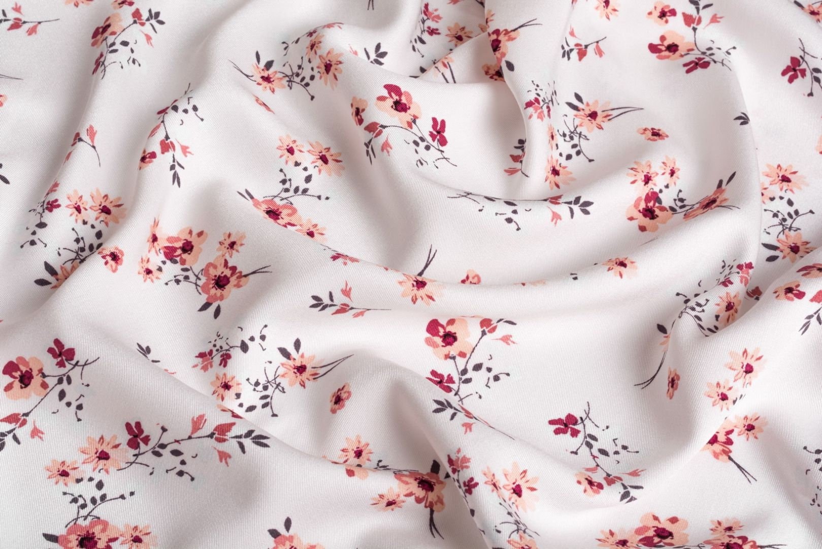 Viscose / Cotton Blend Fabric 60/40 Natural Flowers Fabric for Sewing ...