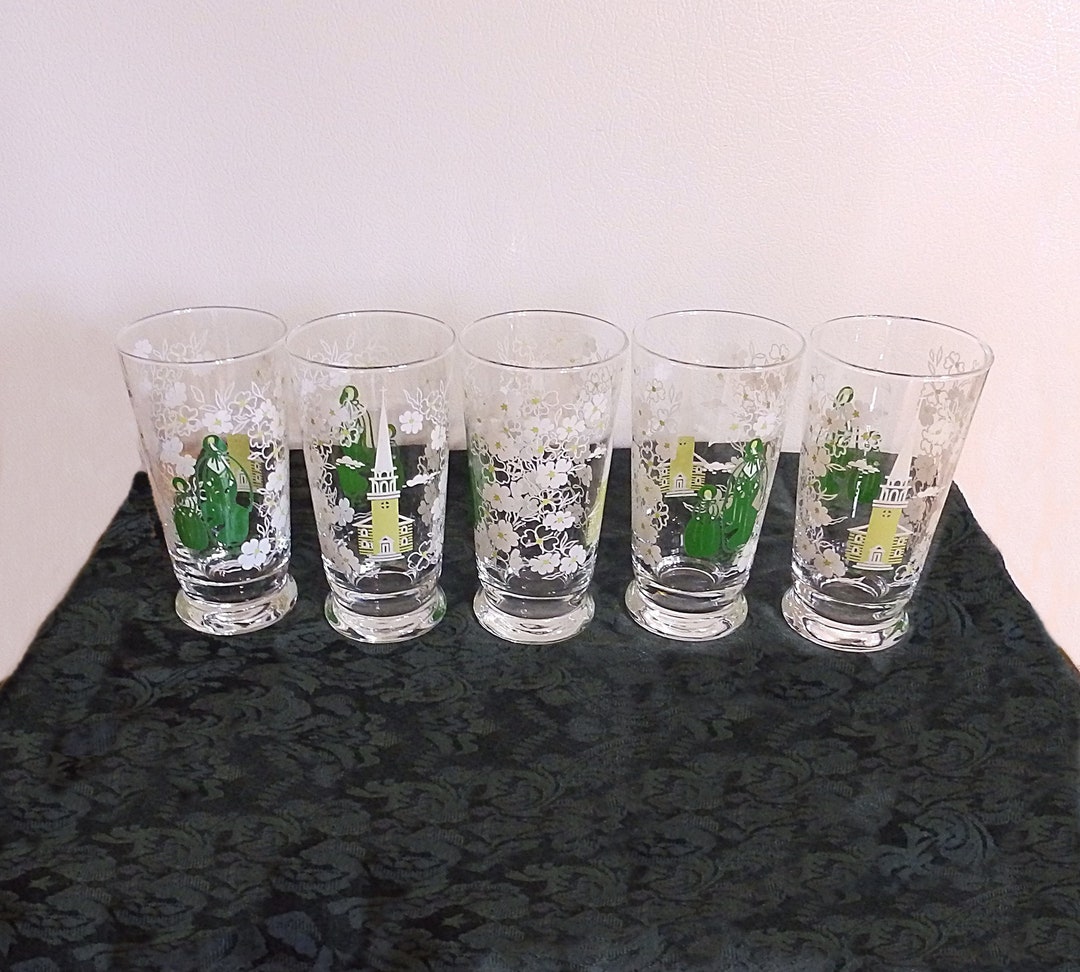 Set of Farmhouse Glasses yet Vintage Tumblers Amish Gifts and Libbey ...