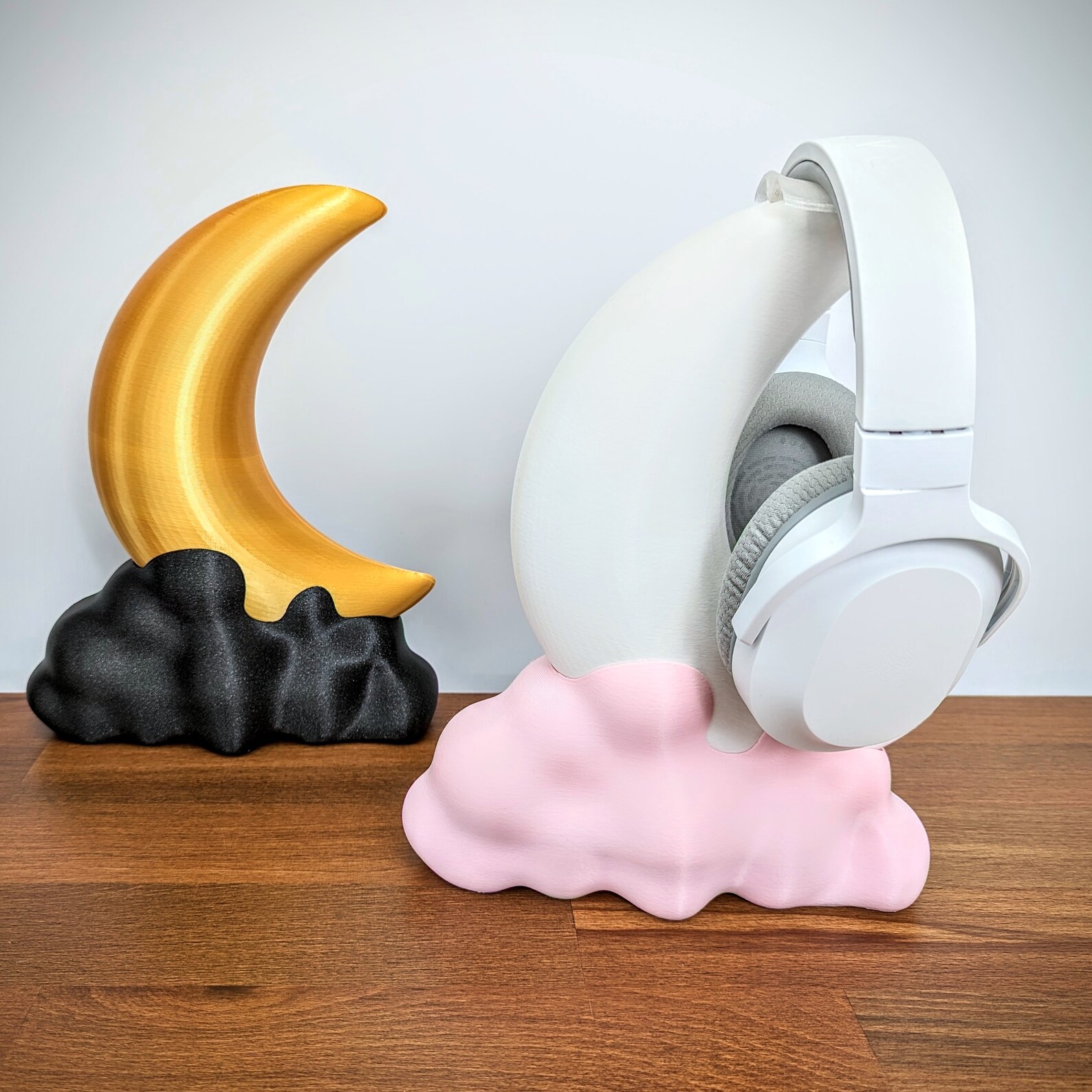 Moon and Cloud Kawaii Gaming Headphone Stand Cute Office Decor Gamer ...