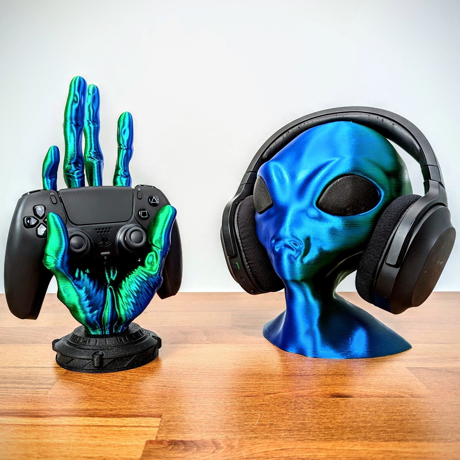 Alien Headphone Stand Fantasy Headset Holder Gaming Accessories Office ...