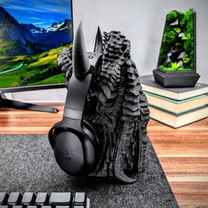 Dragon Headphone Stand - Home Office Desktop Headset Holder - Gamer ...