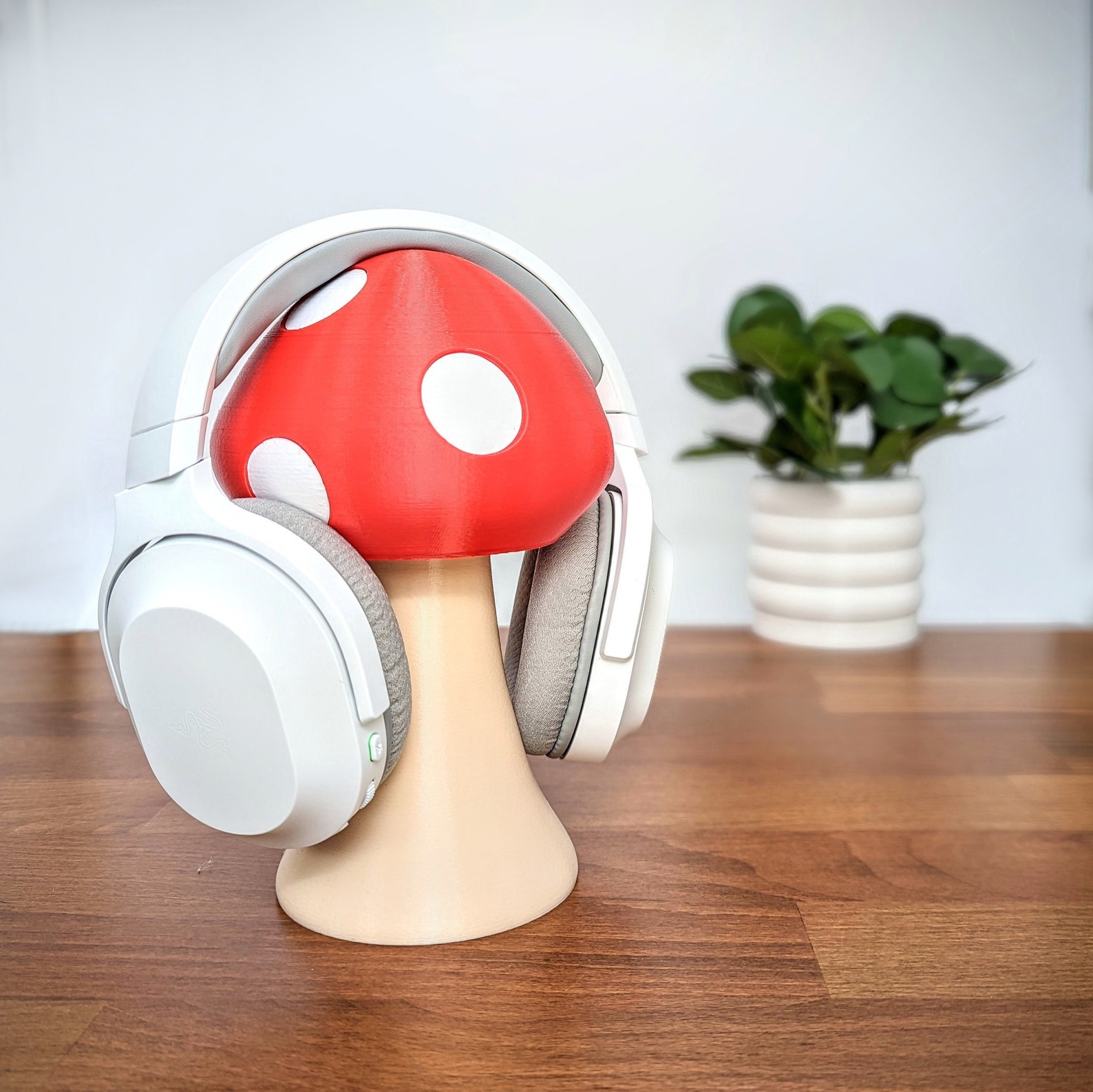 Mushroom Headphone Stand Kawaii Gamer Girl Headset Holder - Etsy UK