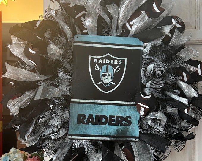 Raiders Wreath - Etsy