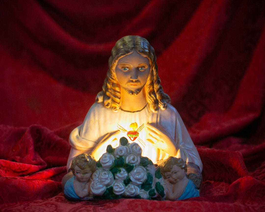 Vintage Chalkware Jesus Lamp - Etsy
