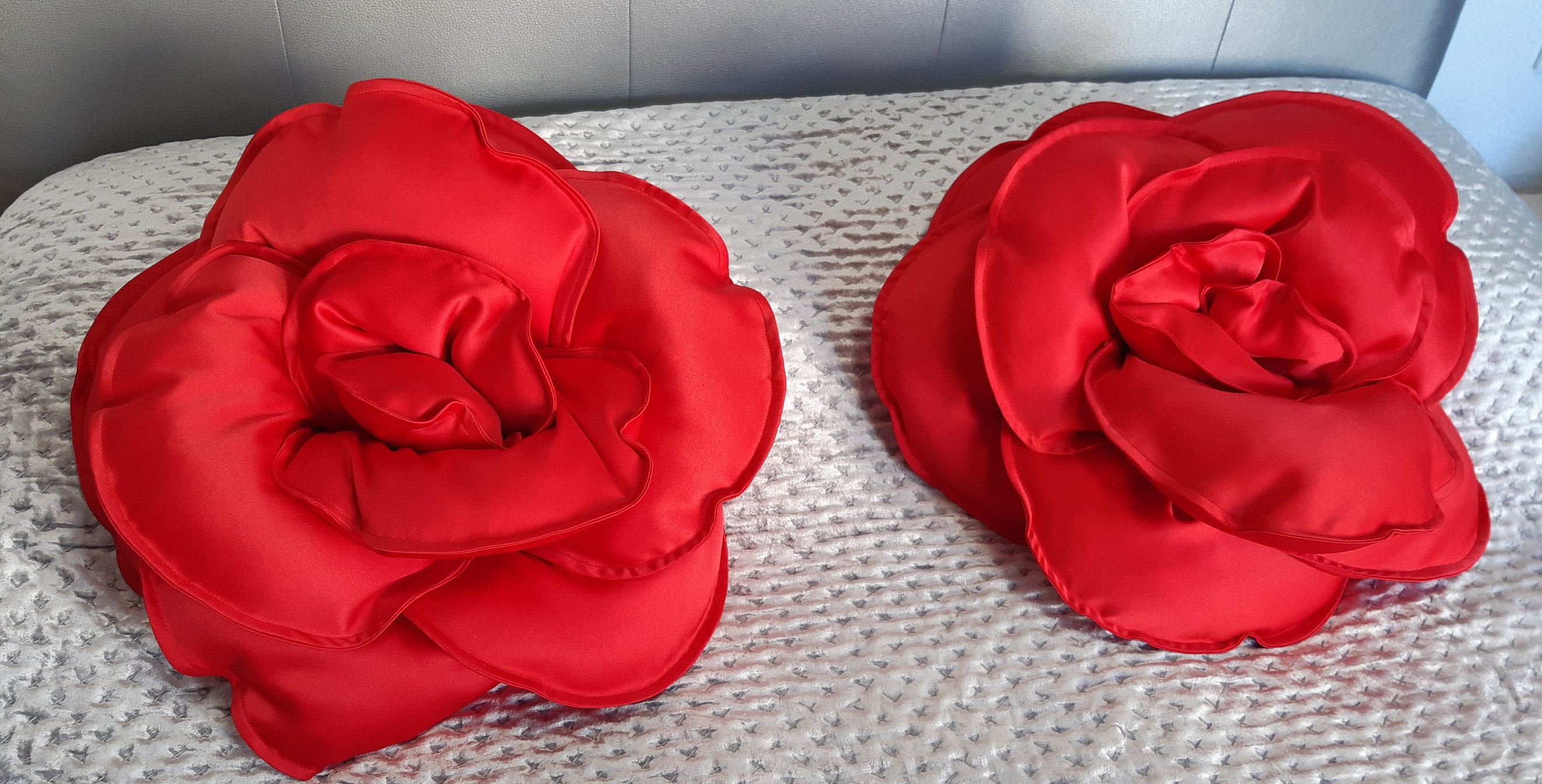 Fire Red Colour Cushion Luxury Pillow Unique Flower Shaped - Etsy