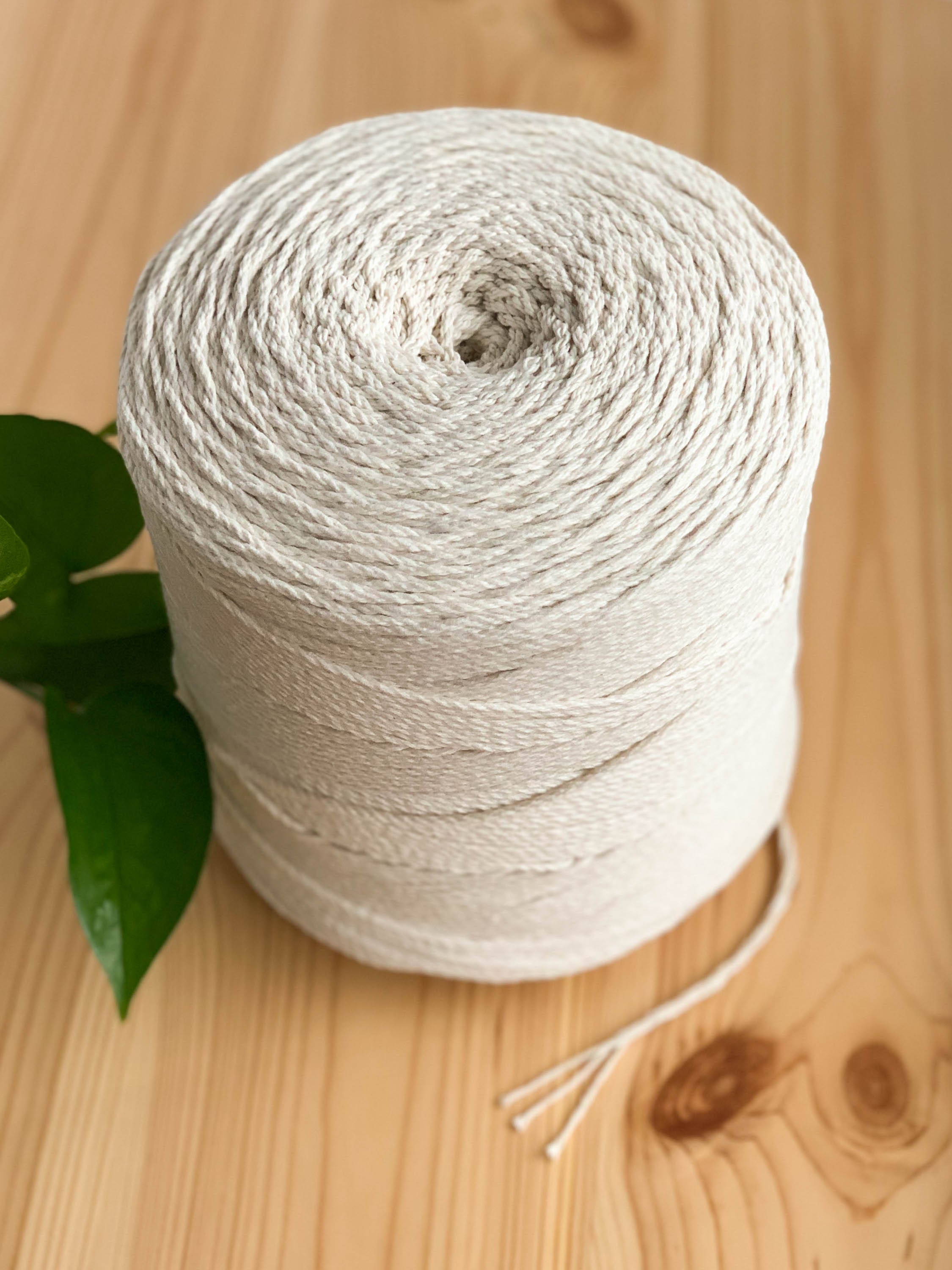 Cordón Macrame de 2 mm 860 metros, 2821 pies, hilo trenzado 100% ...