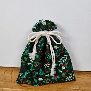 Christmas Gift Bags Reusable Small Cotton Drawstring Pouches for ...