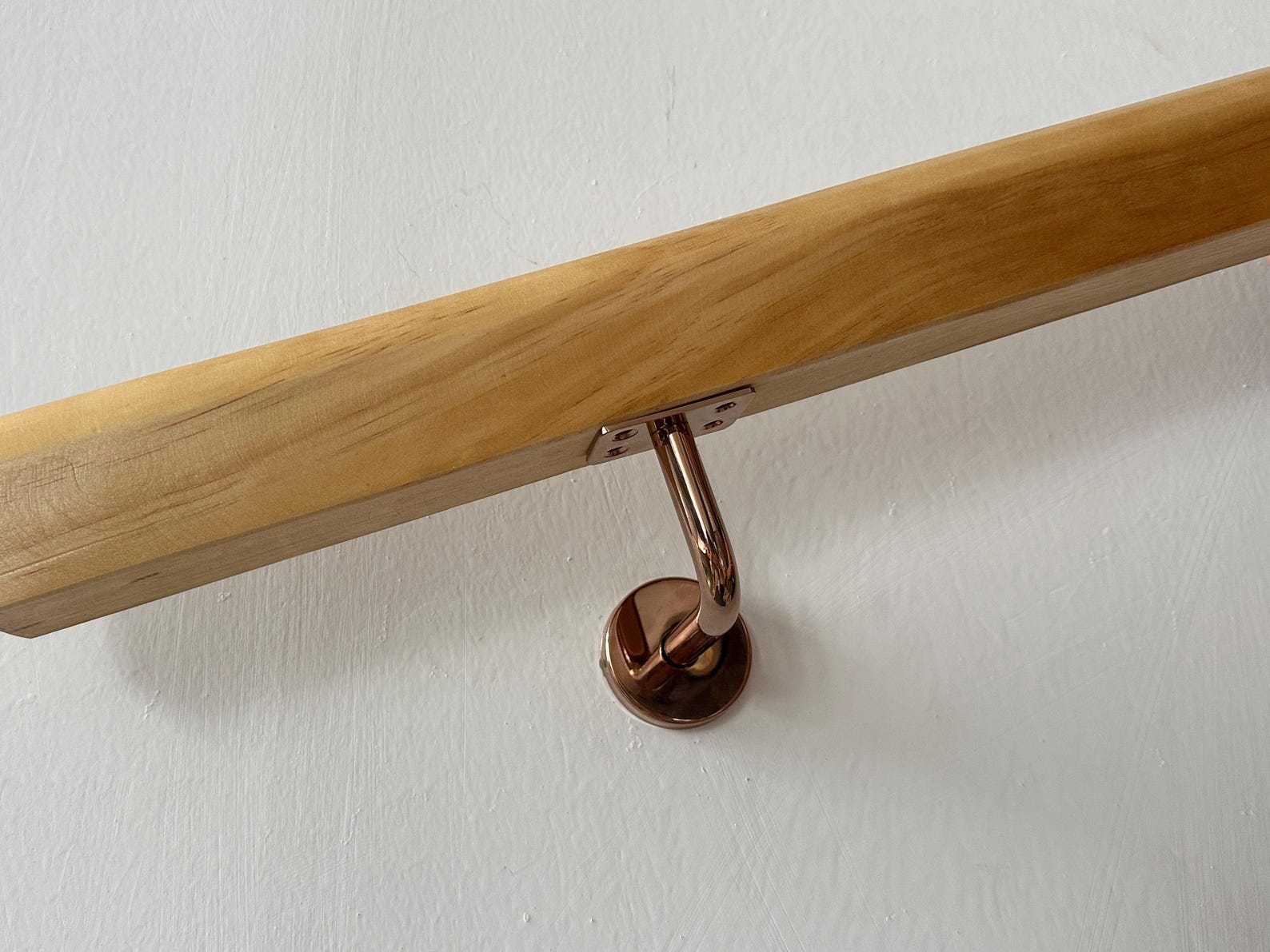 Rose Gold Leaning Wall Bracket, Stainless Steel Staircase Handrail ...